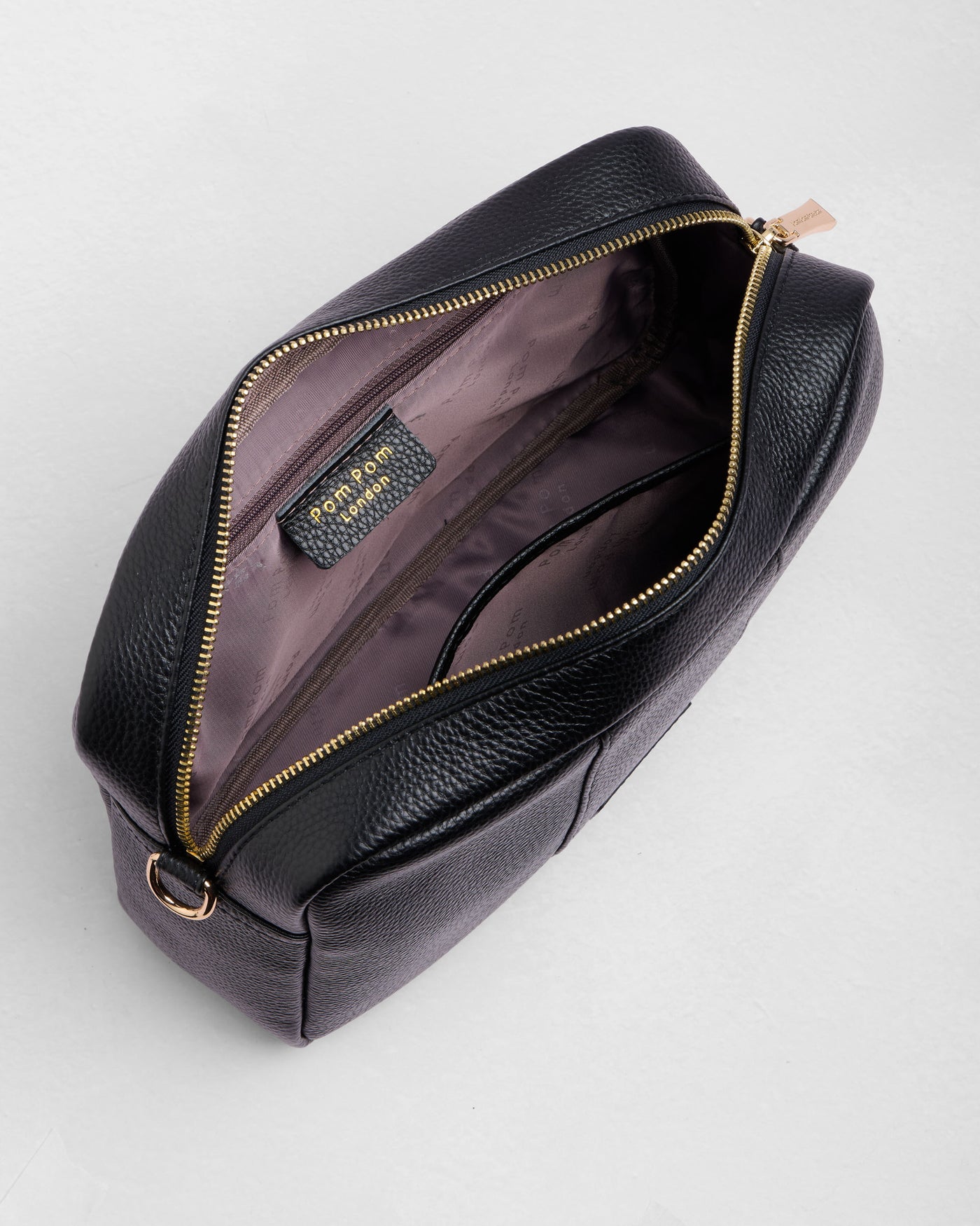 Pom Pom London City Plus Bag - Leather Crossbody Bag In Black