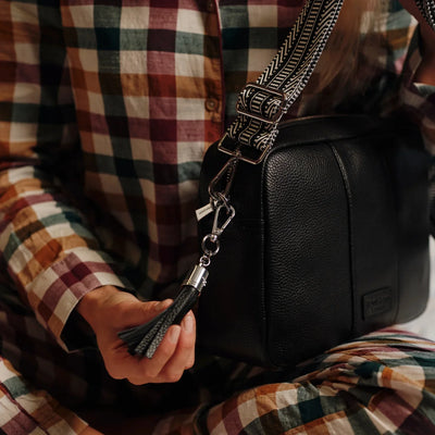 Pom Pom London City Plus Bag - Leather Crossbody bag in Black SILVER ...